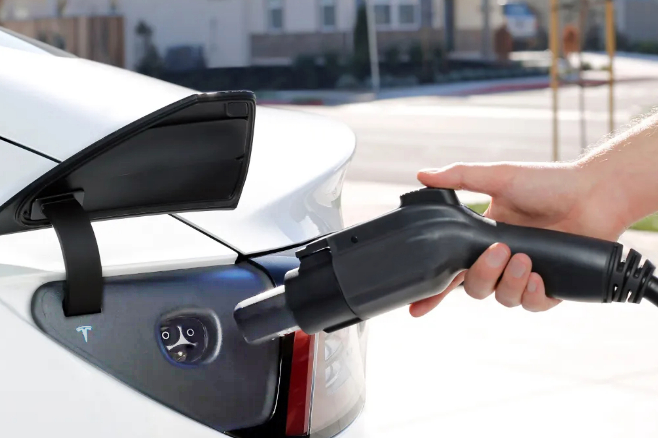 EV charging connector & inlet North American Charging Standard (Tesla)
