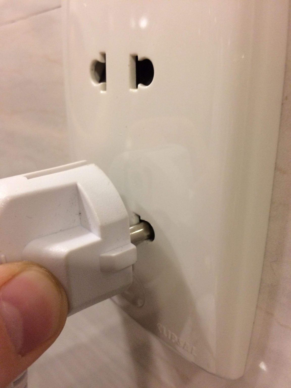 Universal wall sockets