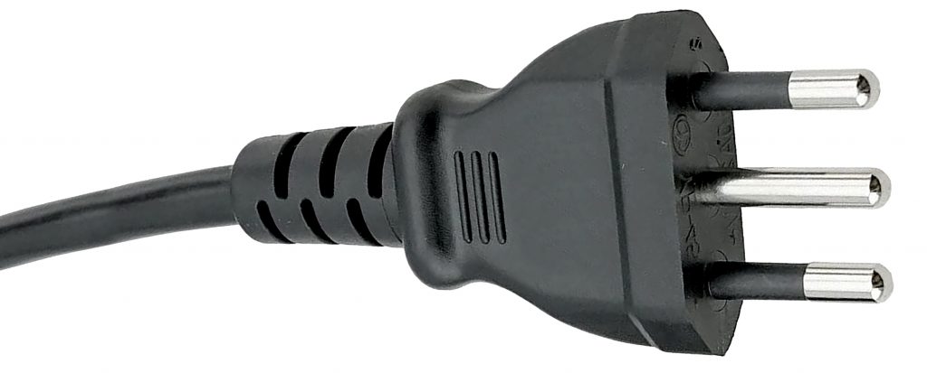 Power plug & outlet Type L